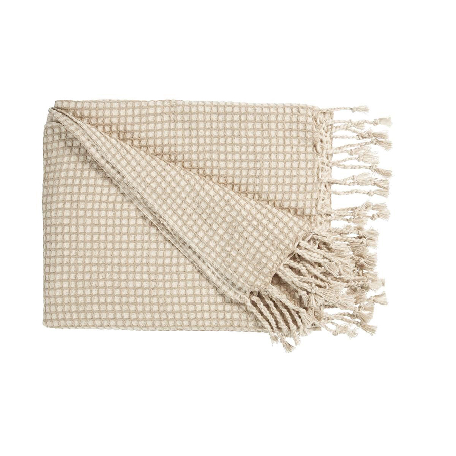 12 x mooie spreien voor op bed in een sfeervolle slaapkamer